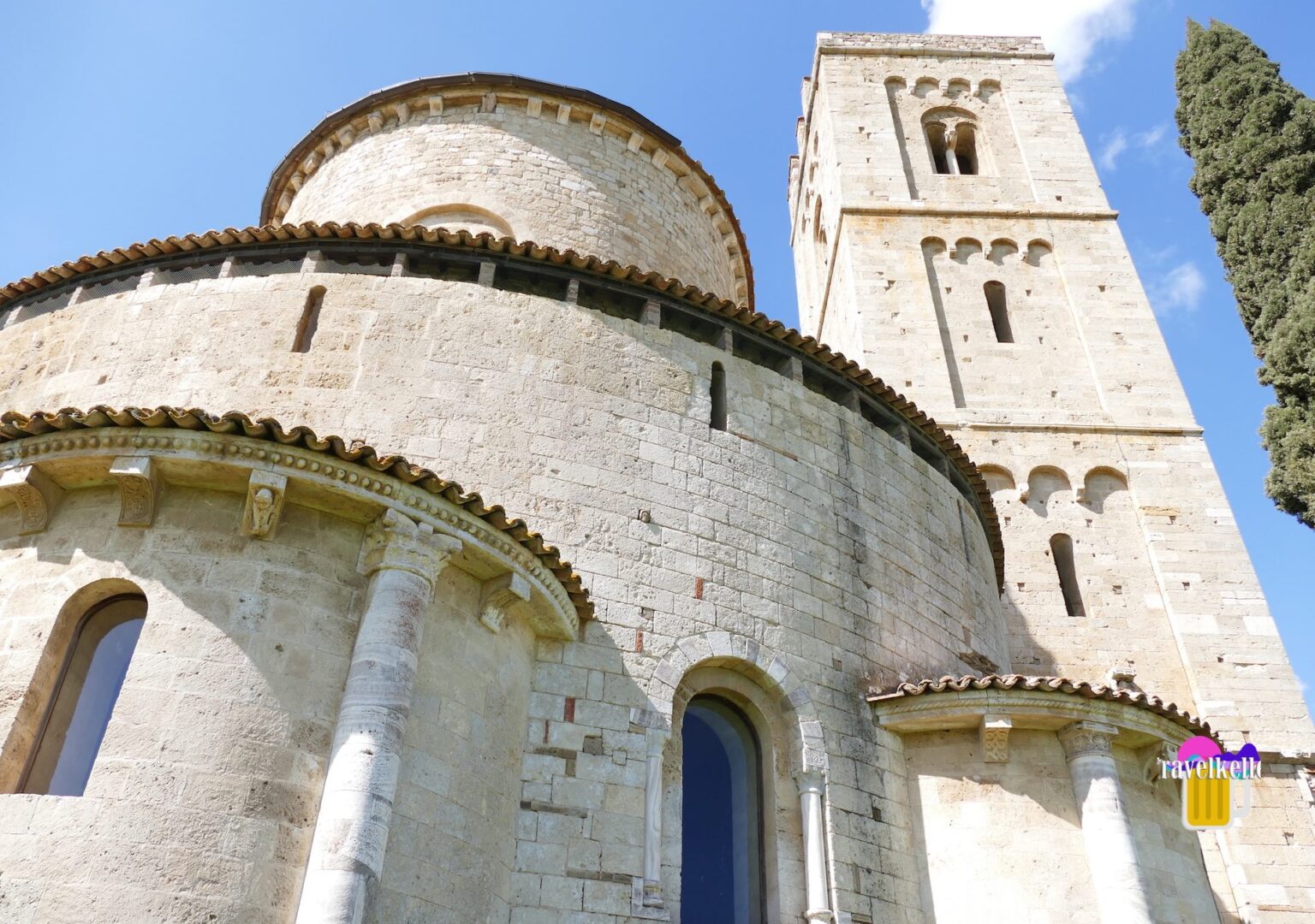 La magia dell’Abbazia di Sant’Antimo – Travelkeller